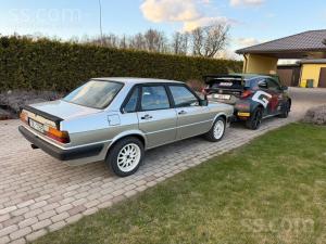 Pelēks Audi 80 1983 Rīga, ar dzinēja tilpumu 2.20 L un nobraukumu 180 tūkst. km par 7000 €, foto 5 vietnē AUTOMOTO.COM.LV