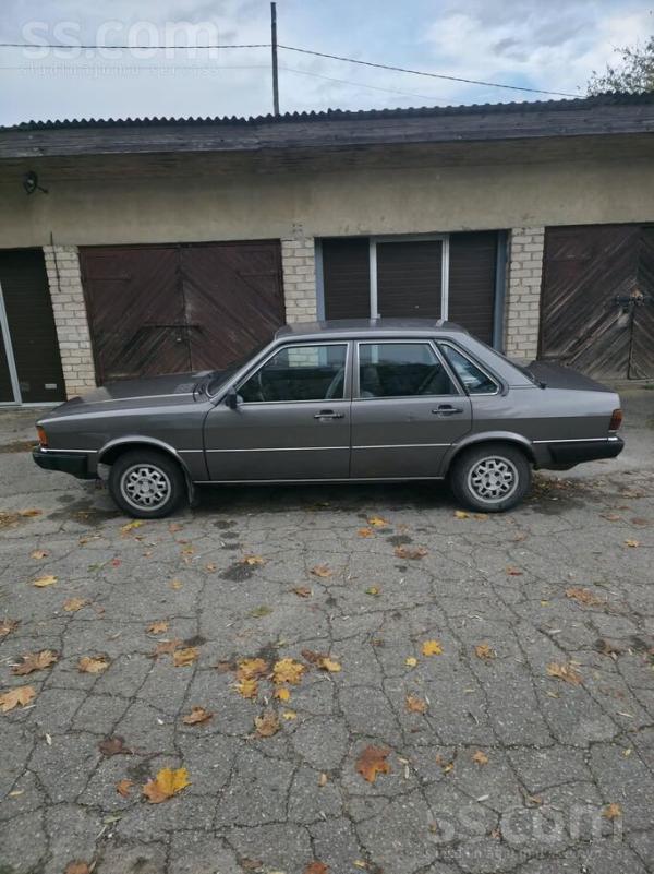 Pelēks Audi 80 1983 Talsi, ar dzinēja tilpumu 1.60 L un nobraukumu 271 tūkst. km par 4000 €, foto 1 vietnē AUTOMOTO.COM.LV