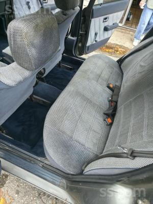 Pelēks Audi 80 1983 Talsi, ar dzinēja tilpumu 1.60 L un nobraukumu 271 tūkst. km par 4000 €, foto 10 vietnē AUTOMOTO.COM.LV