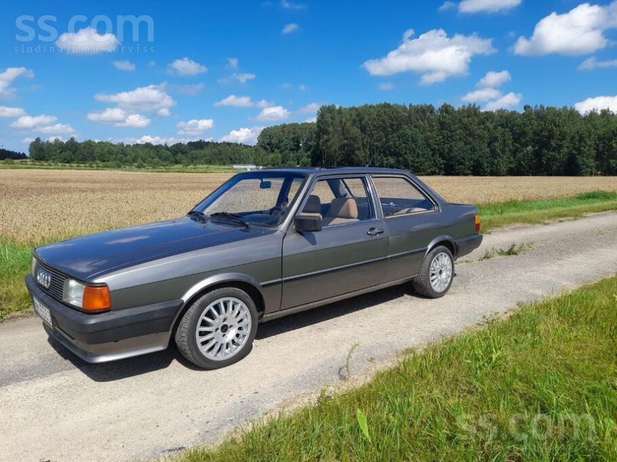 Grey Audi 80 1986 in Riga, with an engine capacity of 1.80 L and mileage of 260 thousand km for 4500 €, photo 1 on AUTOMOTO.COM.LV