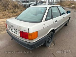 Pelēks Audi 80 1987 Tallina, ar dzinēja tilpumu 1.80 L un nobraukumu 0 tūkst. km par 1000 €, foto 4 vietnē AUTOMOTO.COM.LV