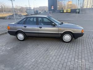Pelēks Audi 80 1987 Rīga, ar dzinēja tilpumu 1.80 L un nobraukumu 133 tūkst. km par 1700 €, foto 7 vietnē AUTOMOTO.COM.LV