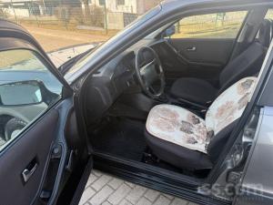 Pelēks Audi 80 1987 Rīga, ar dzinēja tilpumu 1.80 L un nobraukumu 133 tūkst. km par 1700 €, foto 12 vietnē AUTOMOTO.COM.LV