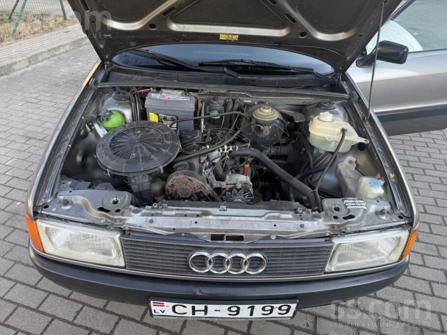 Pelēks Audi 80 1987 Rīga, ar dzinēja tilpumu 1.80 L un nobraukumu 133 tūkst. km par 1700 €, foto 13 vietnē AUTOMOTO.COM.LV
