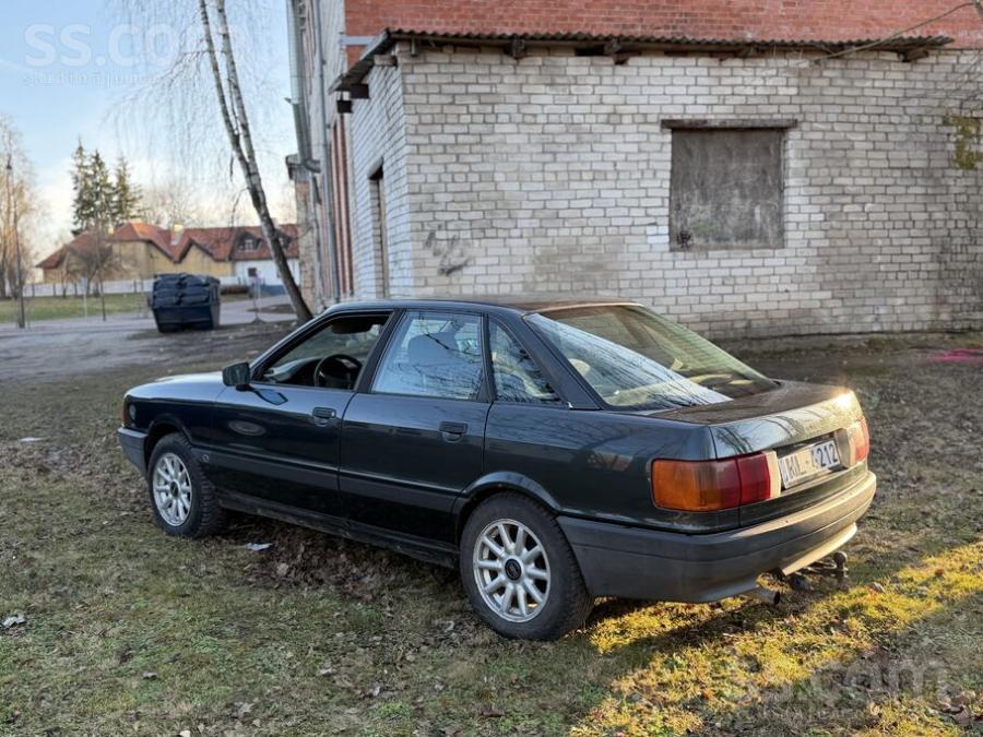 Pelēks Audi 80 1988 Kuldīga, ar dzinēja tilpumu 1.60 L un nobraukumu 267 tūkst. km par 1500 €, foto 4 vietnē AUTOMOTO.COM.LV