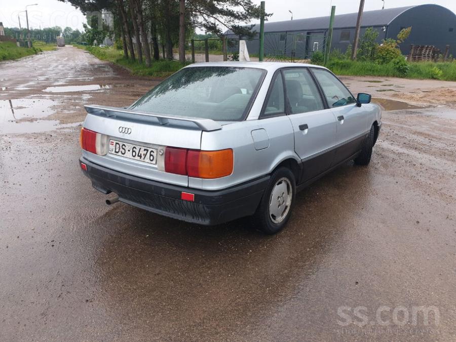 Grey Audi 80 1989 in Rezekne, with an engine capacity of 1.80 L and mileage of 196 thousand km for 500 €, photo 1 on AUTOMOTO.COM.LV