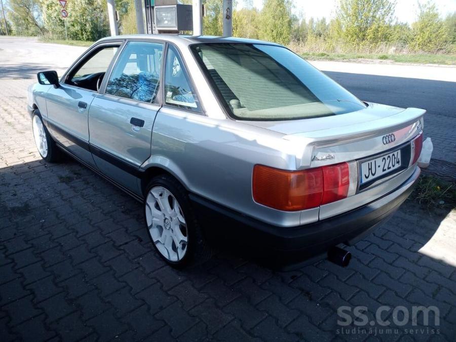 Grey Audi 80 1989 in Riga, with an engine capacity of 2.00 L and mileage of 297 thousand km for 3000 €, photo 13 on AUTOMOTO.COM.LV