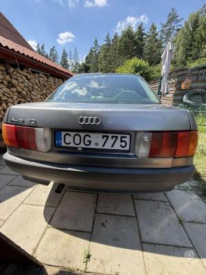 Серый Ауди 80 1990 в Вильнюс, объемом двигателя 1.60 л и пробегом 320 тыс. км за 650 €, фото 3 на AUTOMOTO.COM.LV