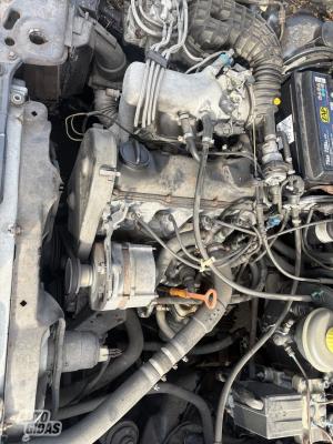 Pelēks Audi 80 1990 Viļņa, ar dzinēja tilpumu 2.00 L un nobraukumu 260 tūkst. km par 777 €, foto 4 vietnē AUTOMOTO.COM.LV