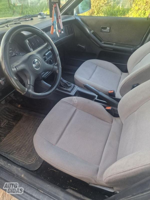Grey Audi 80 1991 in Visaginas, with an engine capacity of 1.90 L and mileage of 310 thousand km for 1050 €, photo 10 on AUTOMOTO.COM.LV