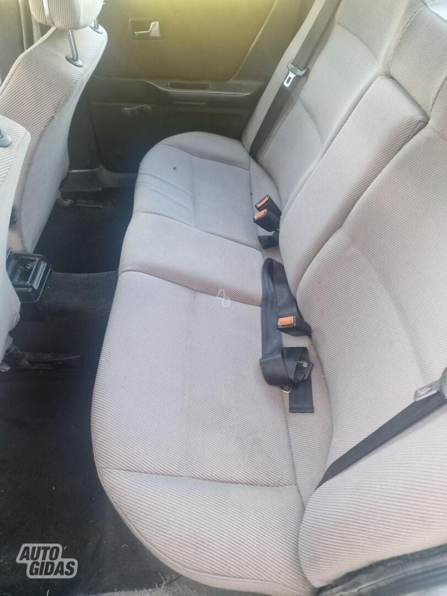 Grey Audi 80 1991 in Visaginas, with an engine capacity of 1.90 L and mileage of 310 thousand km for 1050 €, photo 12 on AUTOMOTO.COM.LV