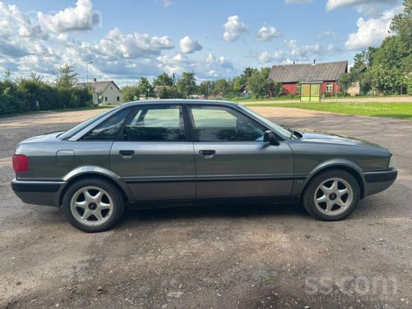 Grey Audi 80 1992 in Preili, with an engine capacity of 2.00 L and mileage of 277 thousand km for 800 €, photo 4 on AUTOMOTO.COM.LV