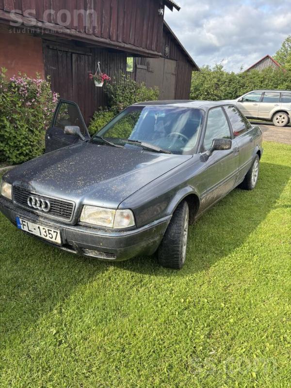 Pelēks Audi 80 1992 Gulbene, ar dzinēja tilpumu 2.00 L un nobraukumu 274 tūkst. km par 630 €, foto 1 vietnē AUTOMOTO.COM.LV