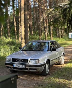 Серый Ауди 80 1992 в Вильнюс, объемом двигателя 2.00 л и пробегом 214 тыс. км за 2250 €, фото  на AUTOMOTO.COM.LV