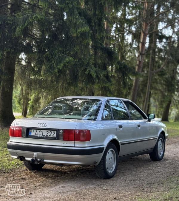 Grey Audi 80 1992 in Vilnius, with an engine capacity of 2.00 L and mileage of 214 thousand km for 2250 €, photo 8 on AUTOMOTO.COM.LV
