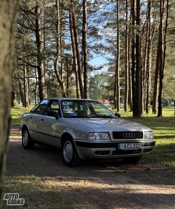 Pelēks Audi 80 1992 Viļņa, ar dzinēja tilpumu 2.00 L un nobraukumu 214 tūkst. km par 2250 €, foto 3 vietnē AUTOMOTO.COM.LV