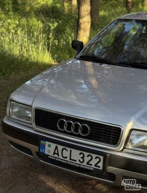 Grey Audi 80 1992 in Vilnius, with an engine capacity of 2.00 L and mileage of 214 thousand km for 2250 €, photo 5 on AUTOMOTO.COM.LV