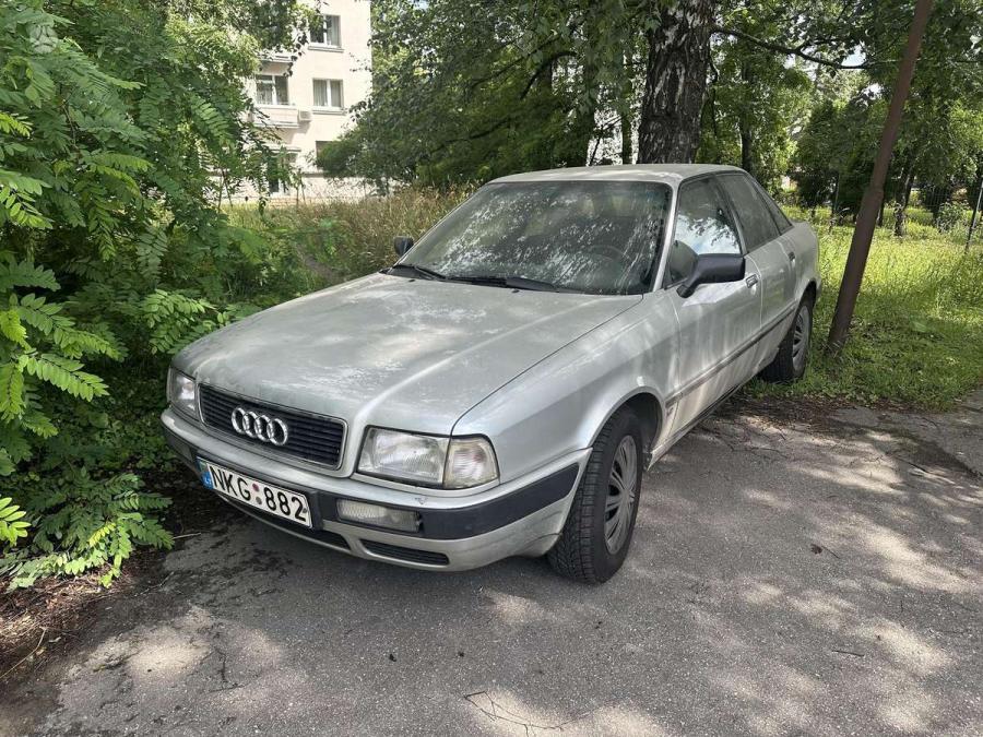 Grey Audi 80 1992 in Kaunas, with an engine capacity of 1.98 L and mileage of 0 thousand km for 1200 €, photo 1 on AUTOMOTO.COM.LV