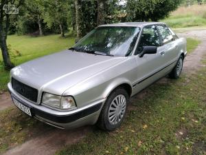 Pelēks Audi 80 1992 Molėtai, ar dzinēja tilpumu 2.00 L un nobraukumu 125 tūkst. km par 650 €, foto  vietnē AUTOMOTO.COM.LV