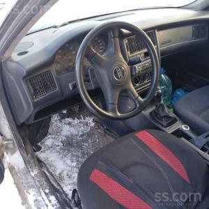 Pelēks Audi 80 1992 Aizkraukle, ar dzinēja tilpumu 1.90 L un nobraukumu 435 tūkst. km par 690 €, foto 5 vietnē AUTOMOTO.COM.LV