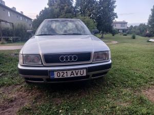 Pelēks Audi 80 1992 Veru, ar dzinēja tilpumu 2.00 L un nobraukumu 297 tūkst. km par 1500 €, foto  vietnē AUTOMOTO.COM.LV