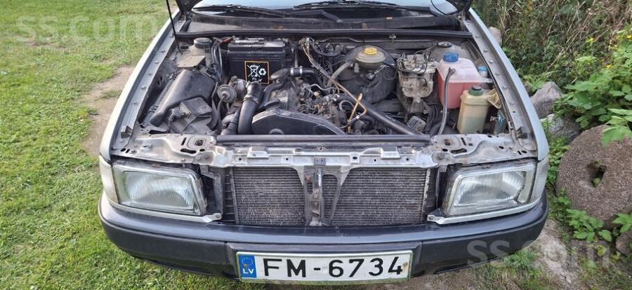 Grey Audi 80 1992 in Daugavpils, with an engine capacity of 1.90 L and mileage of 327 thousand km for 400 €, photo 4 on AUTOMOTO.COM.LV