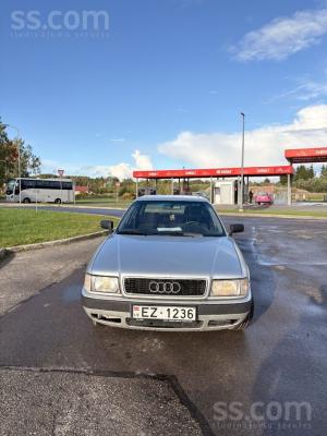 Grey Audi 80 1992 in Gulbene, with an engine capacity of 2.00 L and mileage of 340 thousand km for 950 €, photo 4 on AUTOMOTO.COM.LV