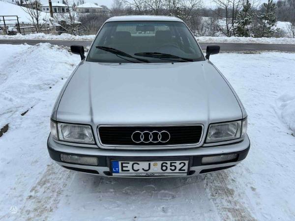 Pelēks Audi 80 1993 Utena, ar dzinēja tilpumu 1.98 L un nobraukumu 106 tūkst. km par 2200 €, foto 9 vietnē AUTOMOTO.COM.LV