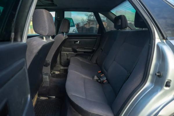 Pelēks Audi 80 1993 Liepāja, ar dzinēja tilpumu 1.90 L un nobraukumu 326 tūkst. km par 1000 €, foto 9 vietnē AUTOMOTO.COM.LV
