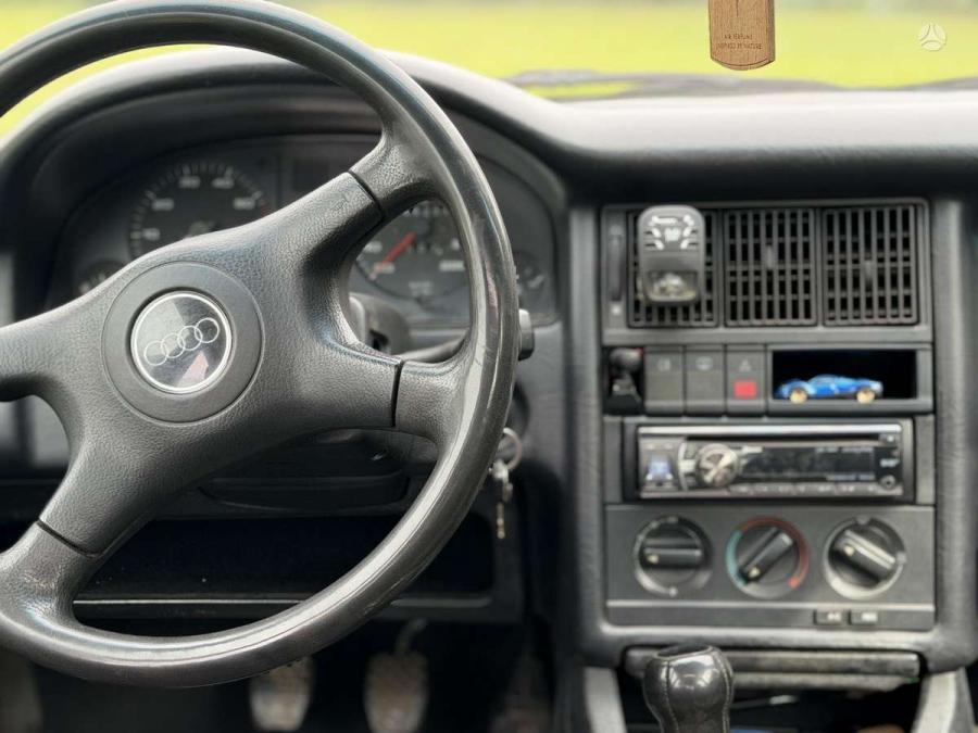 Серый Ауди 80 1993 в Аникщяй, объемом двигателя 1.90 л и пробегом 325 тыс. км за 2650 €, фото 8 на AUTOMOTO.COM.LV