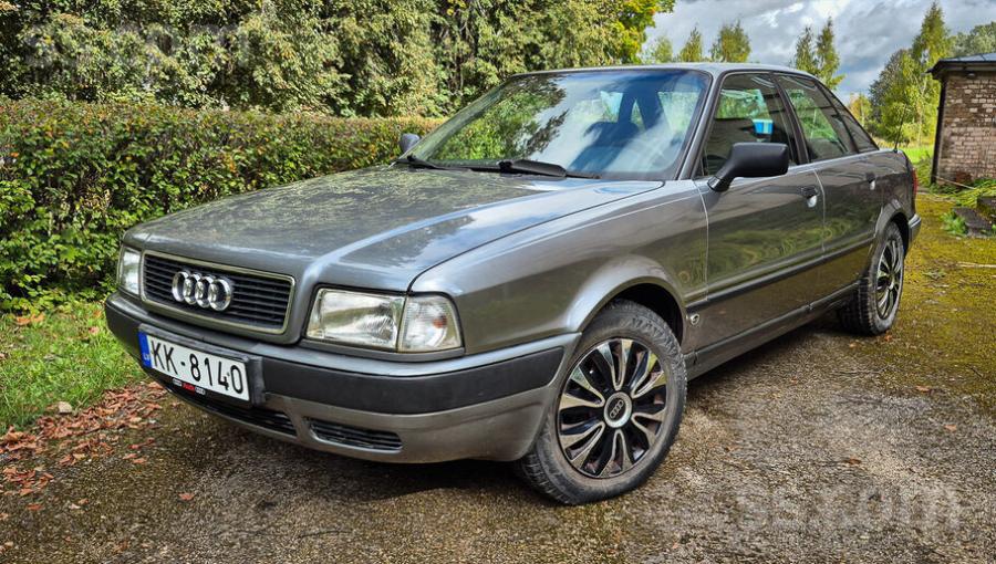 Grey Audi 80 1993 in Jekabpils, with an engine capacity of 2.00 L and mileage of 293 thousand km for 849 €, photo 1 on AUTOMOTO.COM.LV