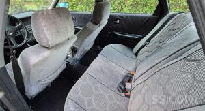 Grey Audi 80 1993 in Jekabpils, with an engine capacity of 2.00 L and mileage of 293 thousand km for 849 €, photo 11 on AUTOMOTO.COM.LV