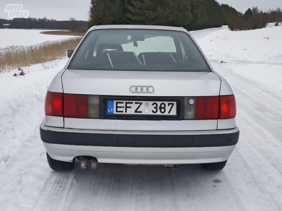 Grey Audi 80 1994 in Elektrenai, with an engine capacity of 1.90 L and mileage of 350 thousand km for 399 €, photo 6 on AUTOMOTO.COM.LV