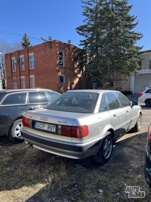 Grey Audi 80 1994 in Vilnius, with an engine capacity of 1.90 L and mileage of 299 thousand km for 1350 €, photo 7 on AUTOMOTO.COM.LV
