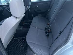 Grey Audi 80 1994 in Vilnius, with an engine capacity of 1.90 L and mileage of 299 thousand km for 1350 €, photo 9 on AUTOMOTO.COM.LV
