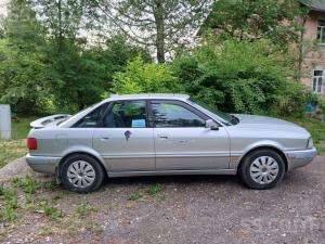 Pelēks Audi 80 1994 Jelgava, ar dzinēja tilpumu 2.00 L un nobraukumu 313 tūkst. km par 1000 €, foto 4 vietnē AUTOMOTO.COM.LV