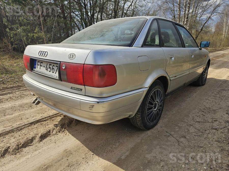 Pelēks Audi 80 1994 Bauska, ar dzinēja tilpumu 1.90 L un nobraukumu 336 tūkst. km par 1100 €, foto 6 vietnē AUTOMOTO.COM.LV