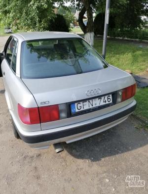 Pelēks Audi 80 1994 Joniškis, ar dzinēja tilpumu 2.00 L un nobraukumu 250 tūkst. km par 820 €, foto 3 vietnē AUTOMOTO.COM.LV