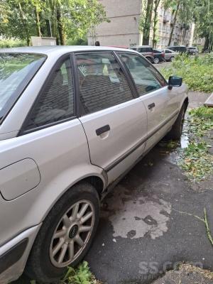 Pelēks Audi 80 1994 Rīga, ar dzinēja tilpumu 2.00 L un nobraukumu 335 tūkst. km par 600 €, foto 7 vietnē AUTOMOTO.COM.LV