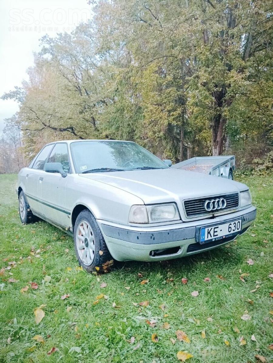 Grey Audi 80 1994 in Jelgava, with an engine capacity of 2.00 L and mileage of 304 thousand km for 700 €, photo 1 on AUTOMOTO.COM.LV