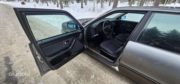 Pelēks Audi 80 1995 Saku, ar dzinēja tilpumu 2.00 L un nobraukumu 314 tūkst. km par 400 €, foto 5 vietnē AUTOMOTO.COM.LV