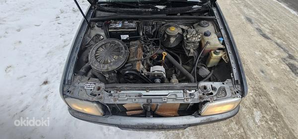 Pelēks Audi 80 1995 Saku, ar dzinēja tilpumu 2.00 L un nobraukumu 314 tūkst. km par 400 €, foto 10 vietnē AUTOMOTO.COM.LV