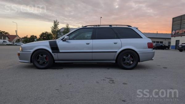 Pelēks Audi 80 1992 Tukums, ar dzinēja tilpumu 2.30 L un nobraukumu 307 tūkst. km par 5200 €, foto 5 vietnē AUTOMOTO.COM.LV
