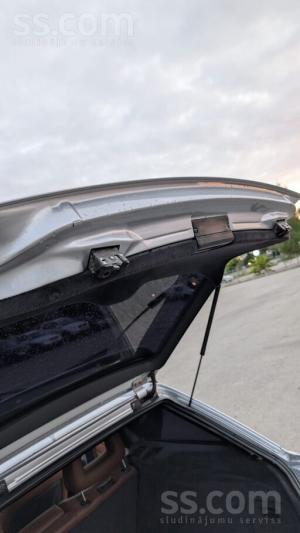 Pelēks Audi 80 1992 Tukums, ar dzinēja tilpumu 2.30 L un nobraukumu 307 tūkst. km par 5200 €, foto 12 vietnē AUTOMOTO.COM.LV