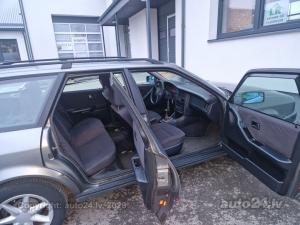 Pelēks Audi 80 1993 Rakvere, ar dzinēja tilpumu 2.00 L un nobraukumu 240 tūkst. km par 1550 €, foto 8 vietnē AUTOMOTO.COM.LV