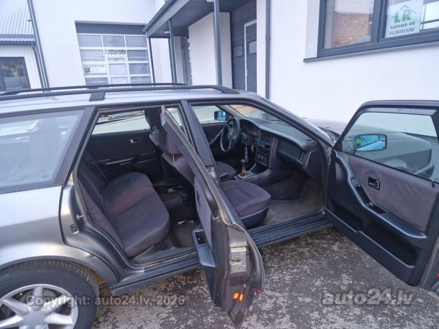 Pelēks Audi 80 1993 Rakvere, ar dzinēja tilpumu 2.00 L un nobraukumu 240 tūkst. km par 1550 €, foto 8 vietnē AUTOMOTO.COM.LV