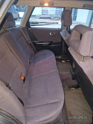 Pelēks Audi 80 1993 Rakvere, ar dzinēja tilpumu 2.00 L un nobraukumu 240 tūkst. km par 1550 €, foto 10 vietnē AUTOMOTO.COM.LV