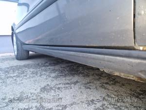 Pelēks Audi 80 1993 Rakvere, ar dzinēja tilpumu 2.00 L un nobraukumu 240 tūkst. km par 1550 €, foto 17 vietnē AUTOMOTO.COM.LV