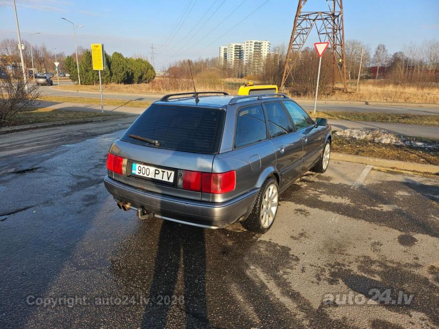 Grey Audi 80 1994 in Tallinn, with an engine capacity of 2.80 L and mileage of 410 thousand km for 3500 €, photo 3 on AUTOMOTO.COM.LV