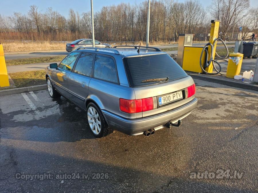 Grey Audi 80 1994 in Tallinn, with an engine capacity of 2.80 L and mileage of 410 thousand km for 3500 €, photo 5 on AUTOMOTO.COM.LV